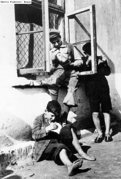 Regards sur les ghettos Mémorial de la Shoah